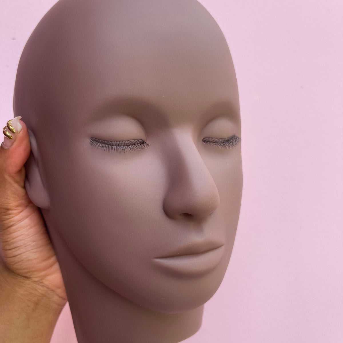 Realistic Lash Training Mannequin – Layered Lashes for Practice | Tris ...
