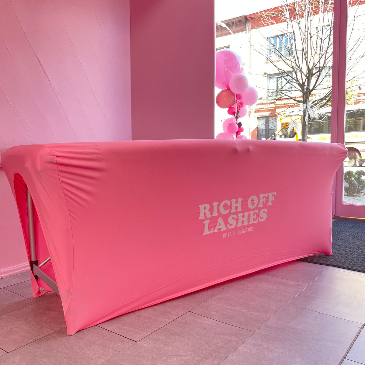 Rich off lashes bed cover – Trish Cosmetics